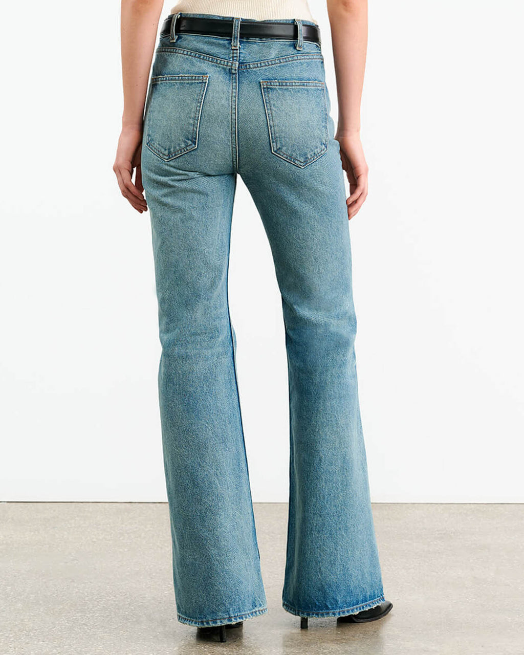 NILI LOTAN Roe Jeans | TNT - The New Trend | Shop Luxury Fashion & High-End Designer Brands ...
