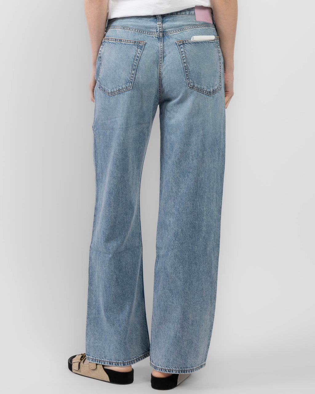 RAG & BONE Featherweight Logan Jeans | TNT - The New Trend | Shop ...