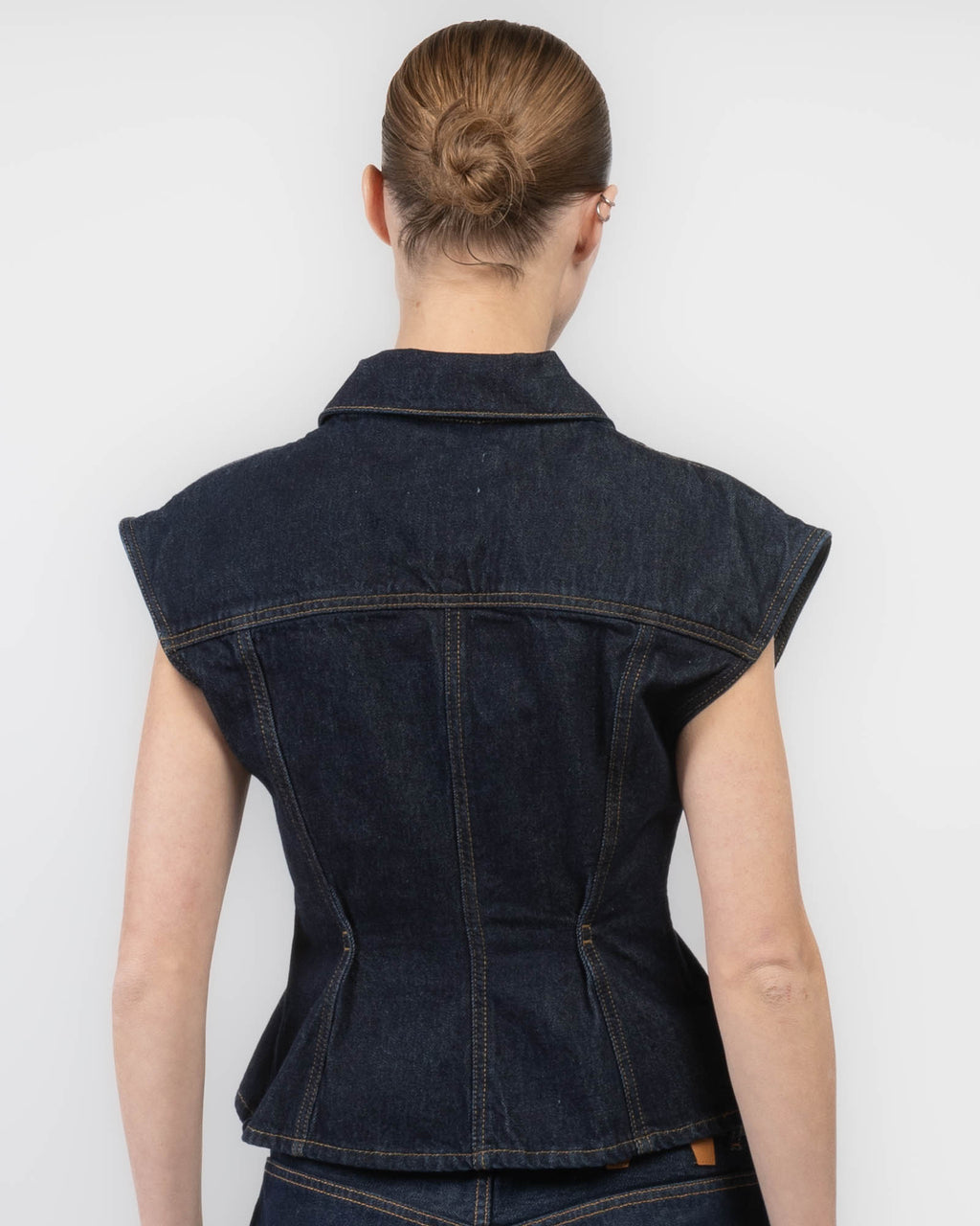 FRAME The Nipped Denim Vest | TNT - The New Trend | Shop Luxury Fashion ...