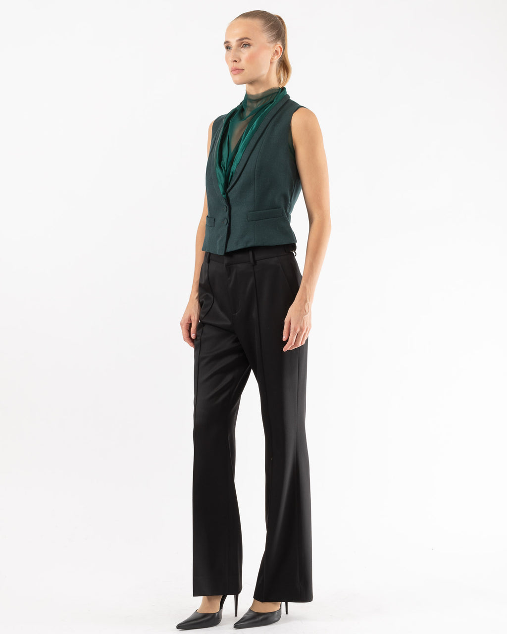 NELLS NELSON Colette Gilet | TNT - The New Trend | Shop Luxury Fashion ...